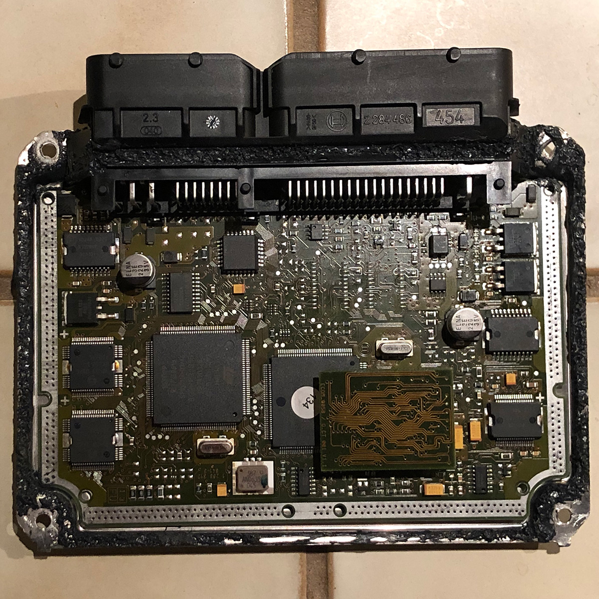 Need Help identifying this RS6 ECU HW/mod/tune